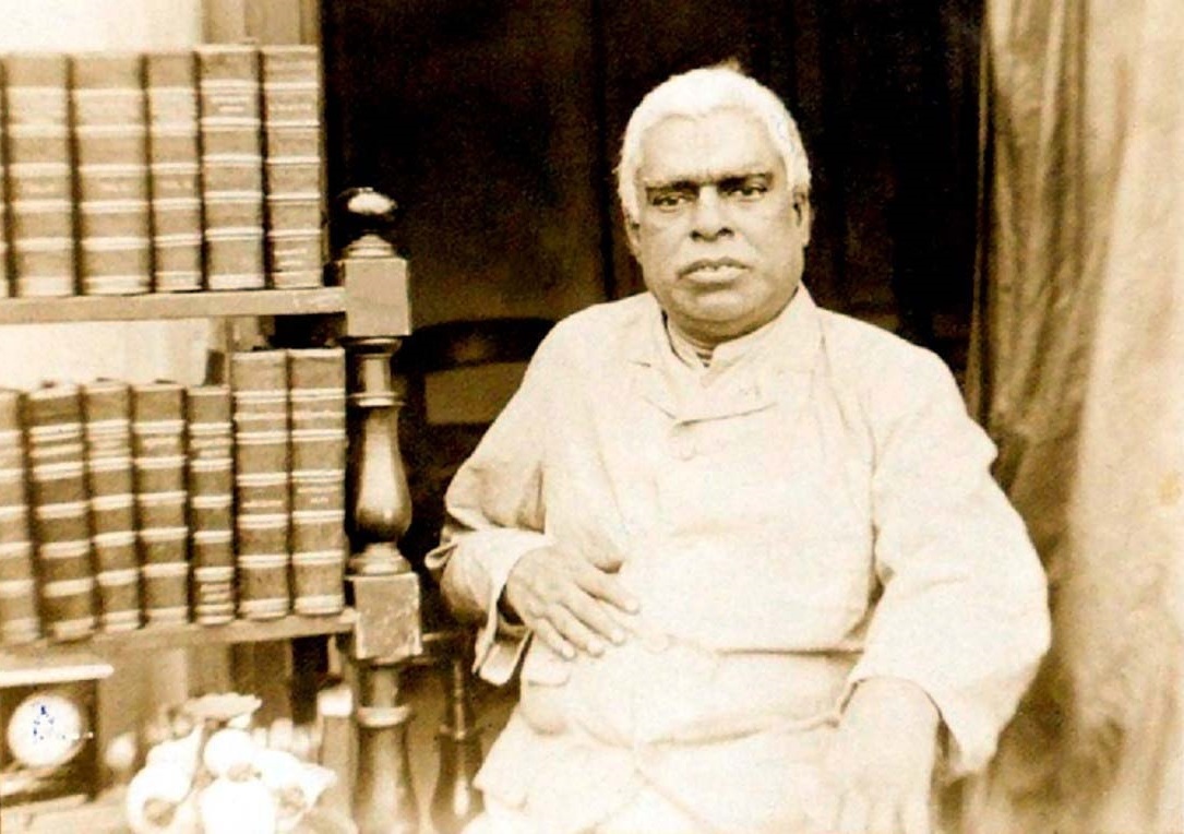 Honoring Srila Bhaktivinoda Thakura